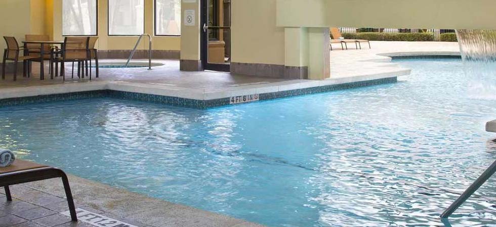 Hotels in Orlando with Indoor Pool | Resorts Heated Pools Fl