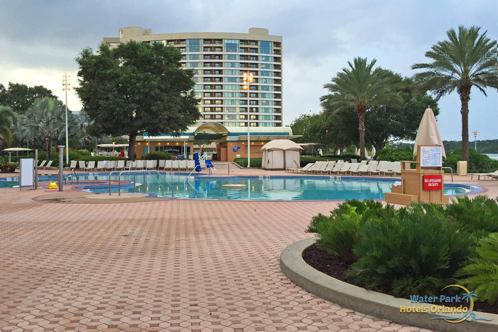 Disney Contemporary Pool | Pool Pictures | Water Park Hotels Orlando