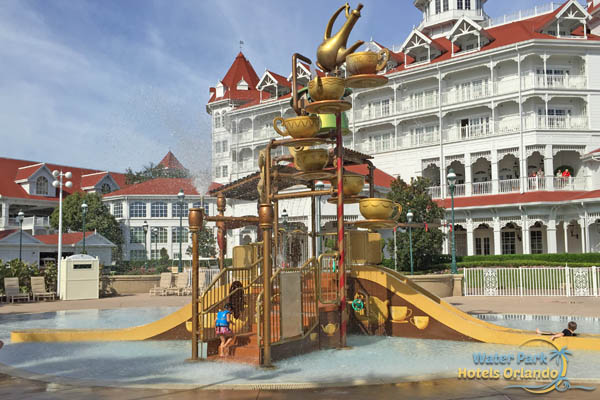 Disney Grand Floridian Resort Pool - Pictures - Water Slides