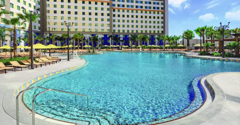 Dockside Inn and Suites Pool -Universal Endless Summer Resort