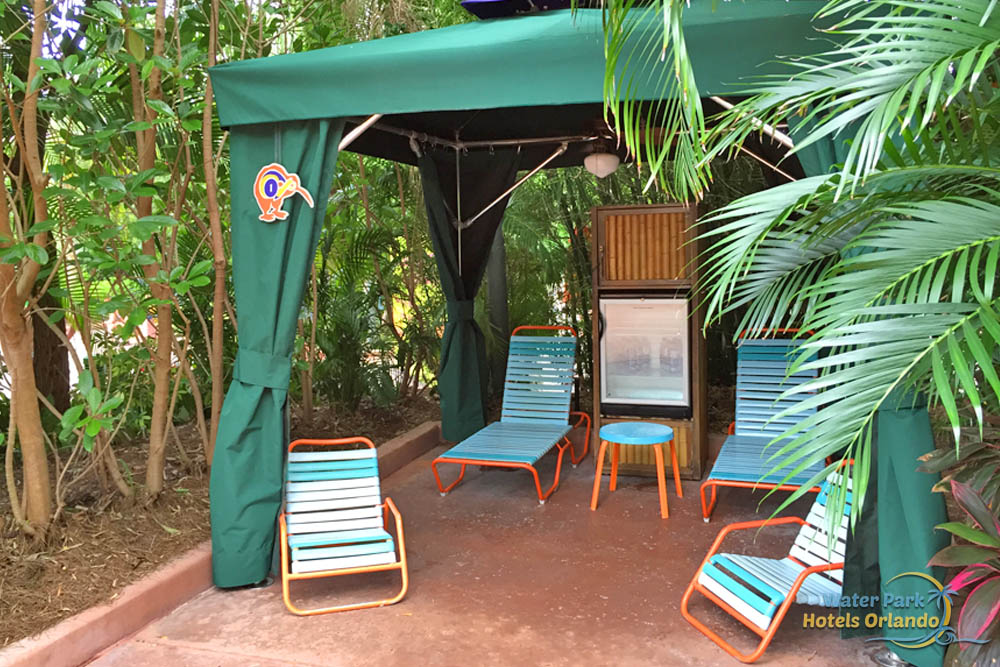 Aquatica SeaWorld Orlando Cabanas